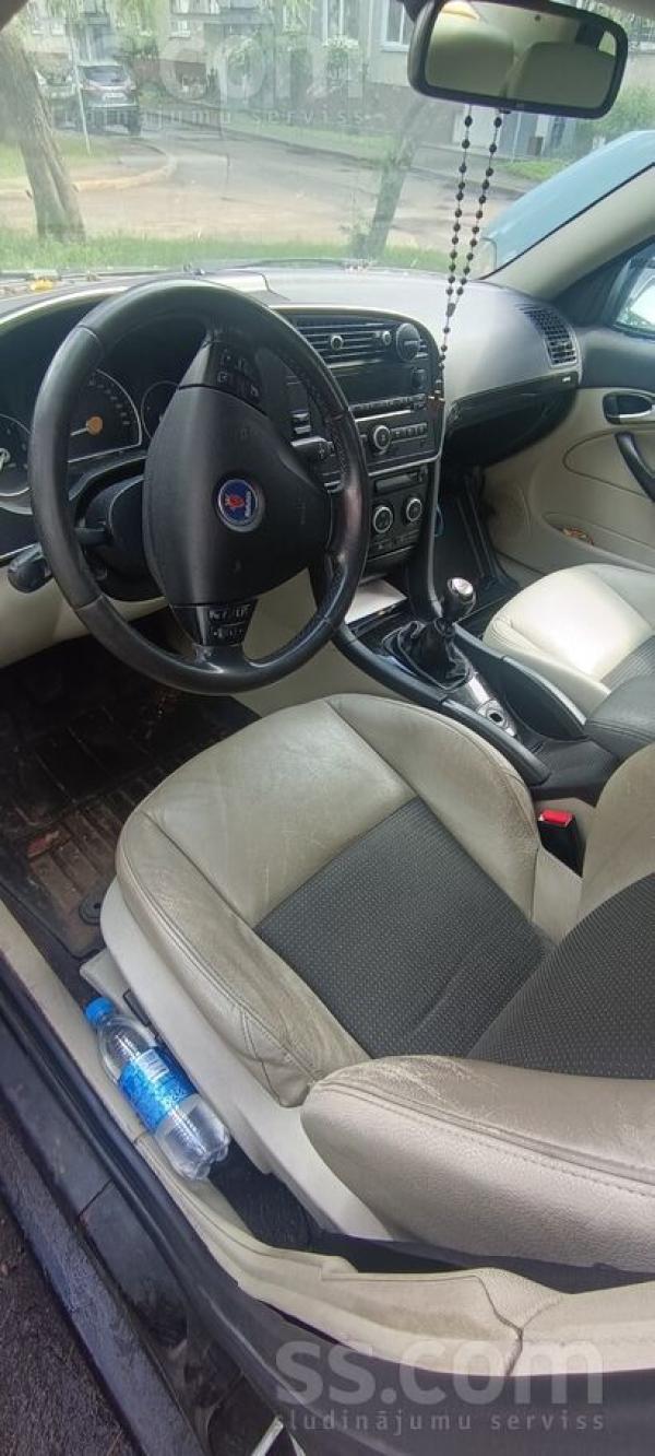 Melns Saab 9-3 2008 Rīga, ar dzinēja tilpumu 1.90 L un nobraukumu 295 tūkst. km par 700 €, foto 4 vietnē AUTOMOTO.COM.LV
