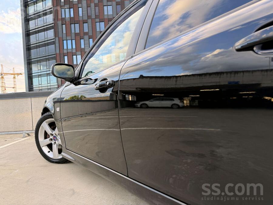 Melns Saab 9-3 2008 Rīga, ar dzinēja tilpumu 1.90 L un nobraukumu 295 tūkst. km par 2500 €, foto 5 vietnē AUTOMOTO.COM.LV