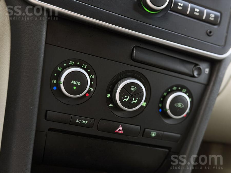 Melns Saab 9-3 2008 Rīga, ar dzinēja tilpumu 1.90 L un nobraukumu 295 tūkst. km par 2500 €, foto 24 vietnē AUTOMOTO.COM.LV