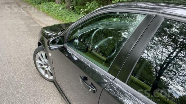 Melns Saab 9-3 2008 Rīga, ar dzinēja tilpumu 2.00 L un nobraukumu 277 tūkst. km par 3000 €, foto 7 vietnē AUTOMOTO.COM.LV