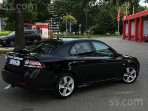 Black Saab 9-3 2008 in Riga, with an engine capacity of 1.90 L and mileage of 262 thousand km for 2450 €, photo 4 on AUTOMOTO.COM.LV