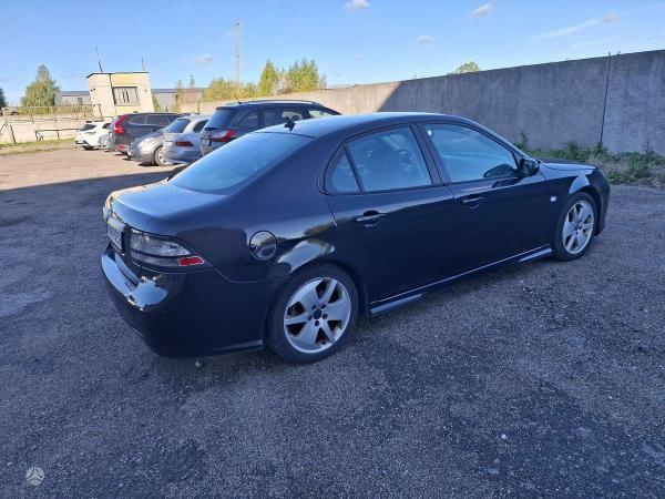Melns Saab 9-3 2009 Panevēža, ar dzinēja tilpumu 1.90 L un nobraukumu 320 tūkst. km par 1600 €, foto 6 vietnē AUTOMOTO.COM.LV