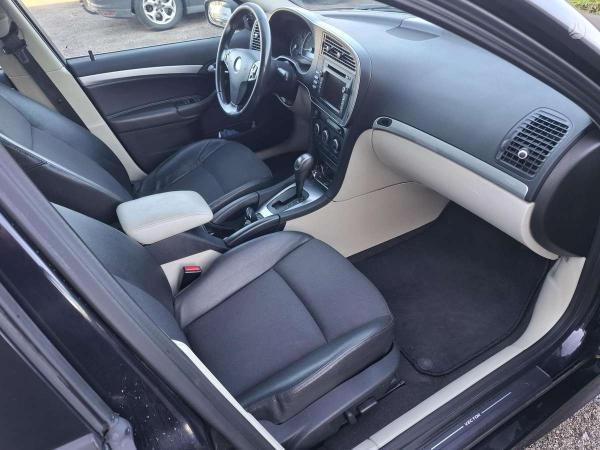 Melns Saab 9-3 2009 Panevēža, ar dzinēja tilpumu 1.90 L un nobraukumu 320 tūkst. km par 1600 €, foto 9 vietnē AUTOMOTO.COM.LV