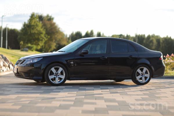 Черный Сааб 9-3 2009 в Цесис, объемом двигателя 1.90 л и пробегом 263 тыс. км за 6150 €, фото 5 на AUTOMOTO.COM.LV