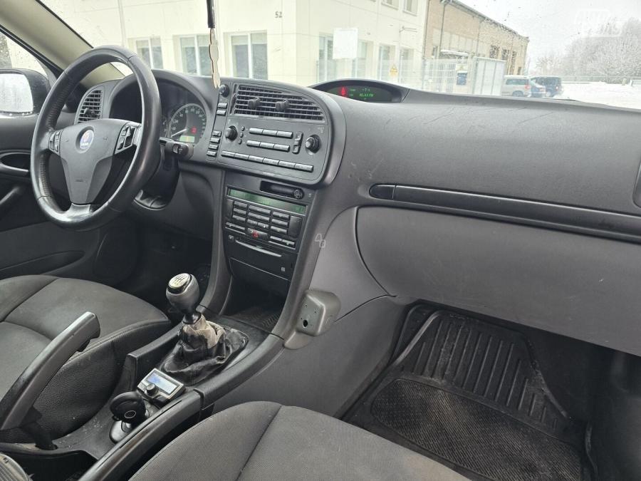 Black Saab 9-3 2005 in Radviliskis, with an engine capacity of 1.90 L and mileage of 365 thousand km for 1180 €, photo 18 on AUTOMOTO.COM.LV