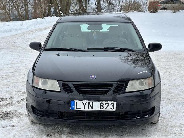 Melns Saab 9-3 2005 Viļņa, ar dzinēja tilpumu 1.91 L un nobraukumu 300 tūkst. km par 599 €, foto 2 vietnē AUTOMOTO.COM.LV