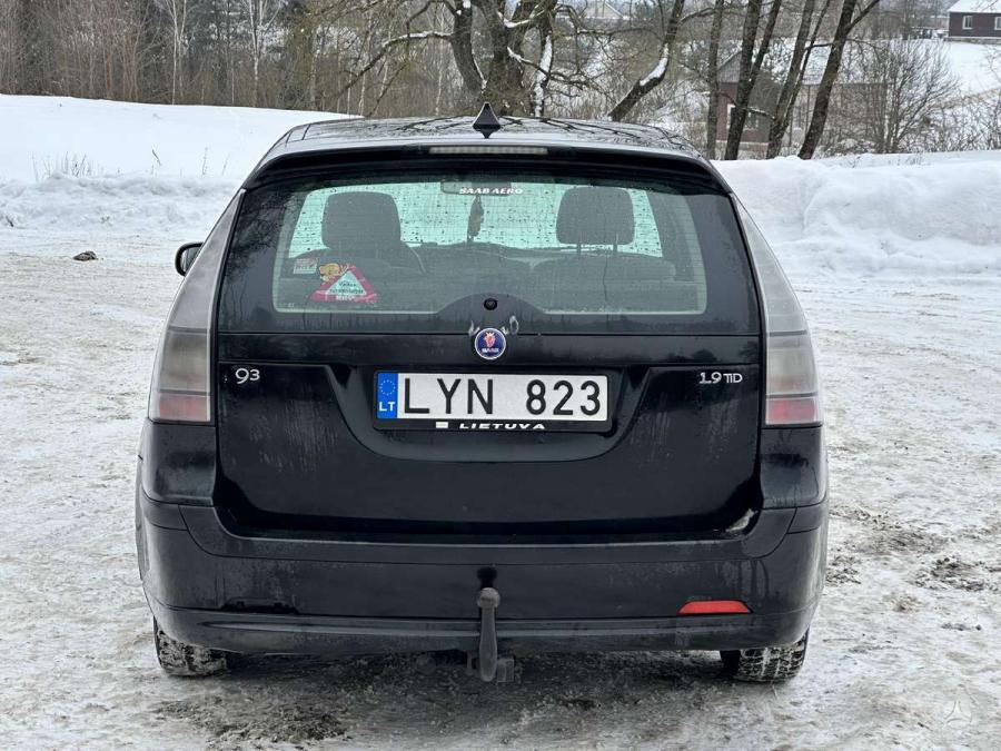 Black Saab 9-3 2005 in Vilnius, with an engine capacity of 1.91 L and mileage of 300 thousand km for 599 €, photo 5 on AUTOMOTO.COM.LV
