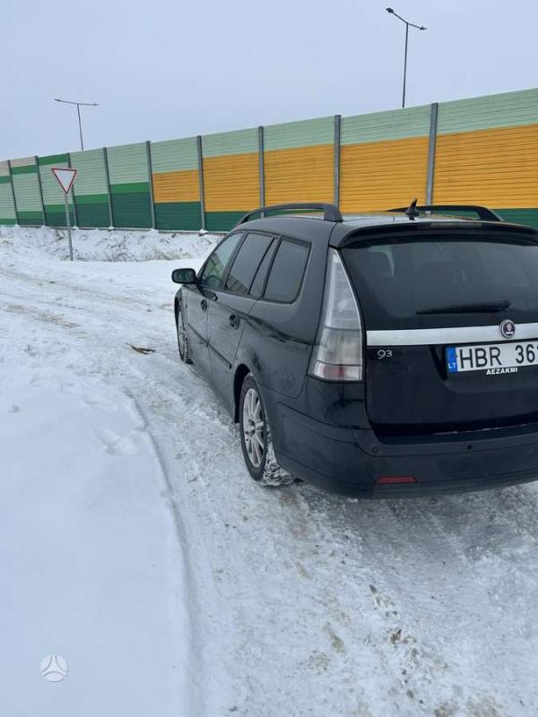 Black Saab 9-3 2005 in Kaunas, with an engine capacity of 1.91 L and mileage of 373 thousand km for 1000 €, photo 4 on AUTOMOTO.COM.LV