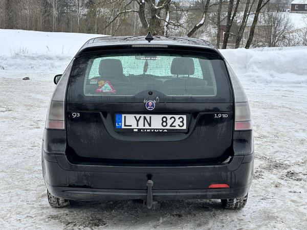 Black Saab 9-3 2005 in Vilnius, with an engine capacity of 1.91 L and mileage of 300 thousand km for 699 €, photo 5 on AUTOMOTO.COM.LV