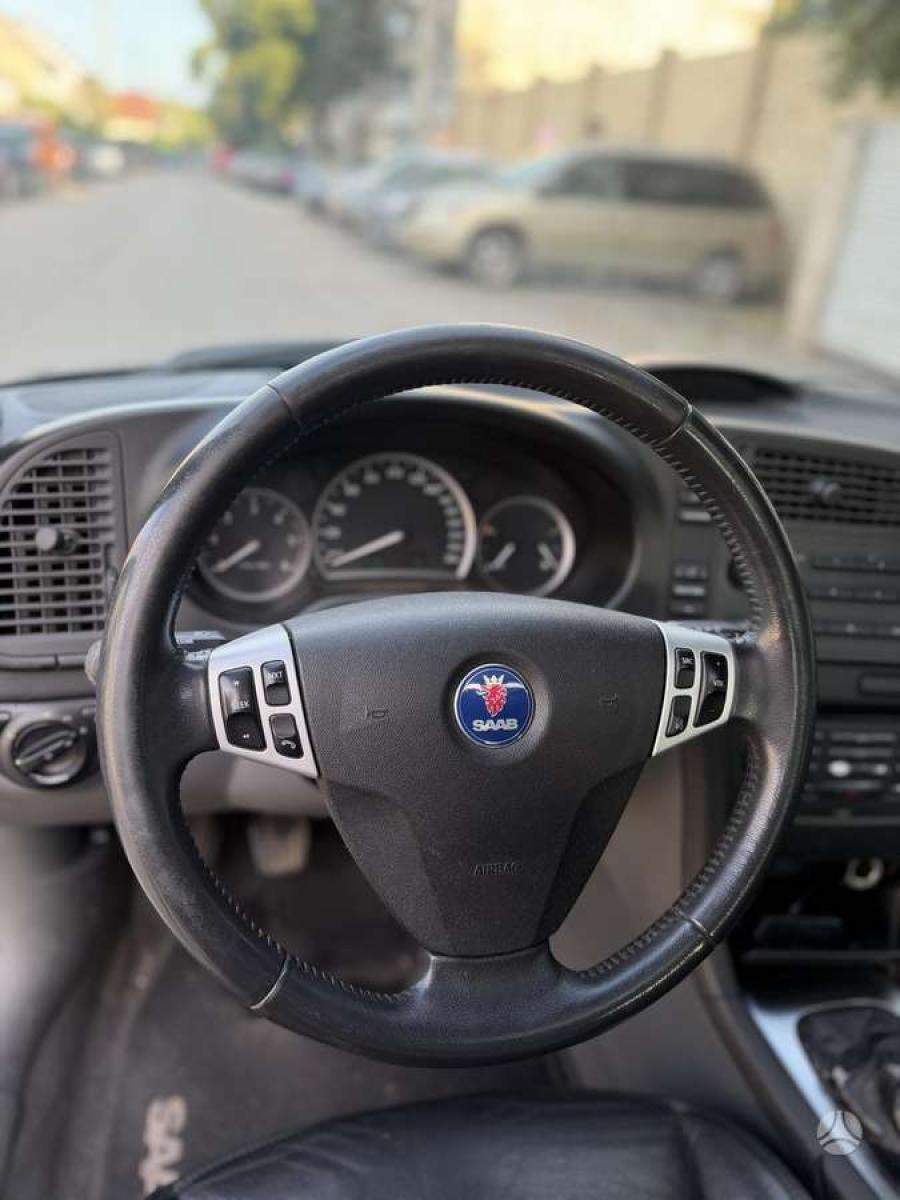 Black Saab 9-3 2005 in Kaunas, with an engine capacity of 1.91 L and mileage of 378 thousand km for 1250 €, photo 21 on AUTOMOTO.COM.LV
