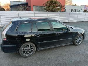 Black Saab 9-3 2006 in Panevezys, with an engine capacity of 1.90 L and mileage of 315 thousand km for 1450 €, photo 3 on AUTOMOTO.COM.LV