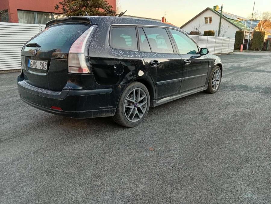 Black Saab 9-3 2006 in Panevezys, with an engine capacity of 1.90 L and mileage of 315 thousand km for 1450 €, photo 6 on AUTOMOTO.COM.LV