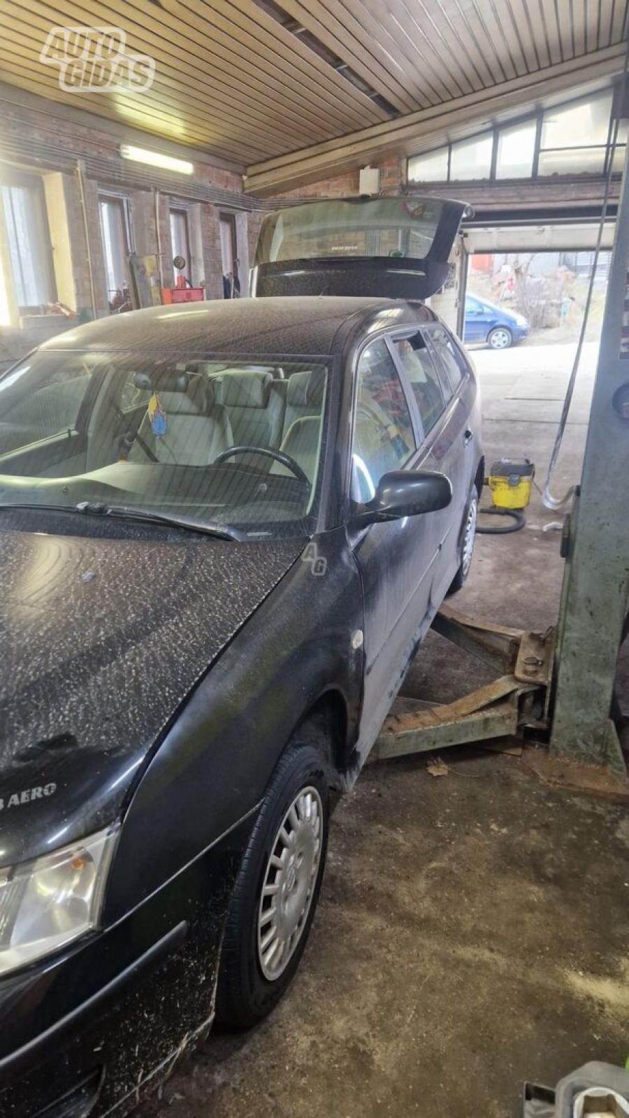 Melns Saab 9-3 2006 Viļņa, ar dzinēja tilpumu 1.90 L un nobraukumu 400 tūkst. km par 800 €, foto 8 vietnē AUTOMOTO.COM.LV