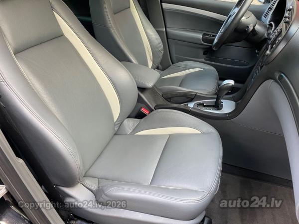 Черный Сааб 9-3 2006 в Тарту, объемом двигателя 1.90 л и пробегом 315 тыс. км за 2999 €, фото 8 на AUTOMOTO.COM.LV