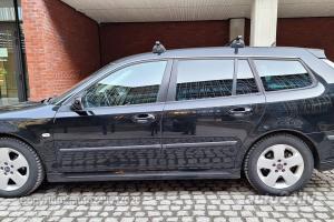 Melns Saab 9-3 2007 Tartu, ar dzinēja tilpumu 1.90 L un nobraukumu 0 tūkst. km par 2300 €, foto 4 vietnē AUTOMOTO.COM.LV