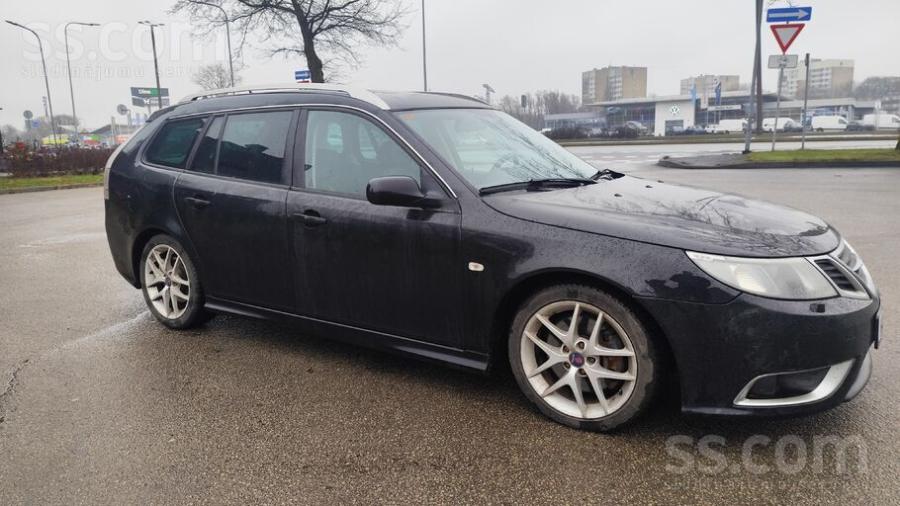 Black Saab 9-3 2008 in Riga, with an engine capacity of 1.90 L and mileage of 361 thousand km for 2990 €, photo 2 on AUTOMOTO.COM.LV
