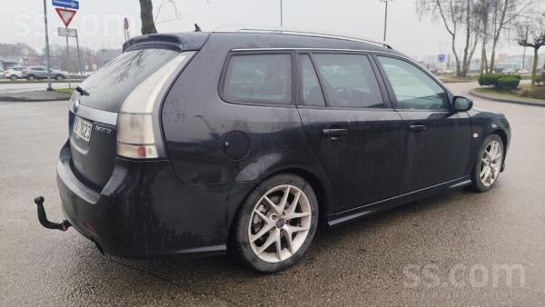 Black Saab 9-3 2008 in Riga, with an engine capacity of 1.90 L and mileage of 361 thousand km for 2990 €, photo 4 on AUTOMOTO.COM.LV