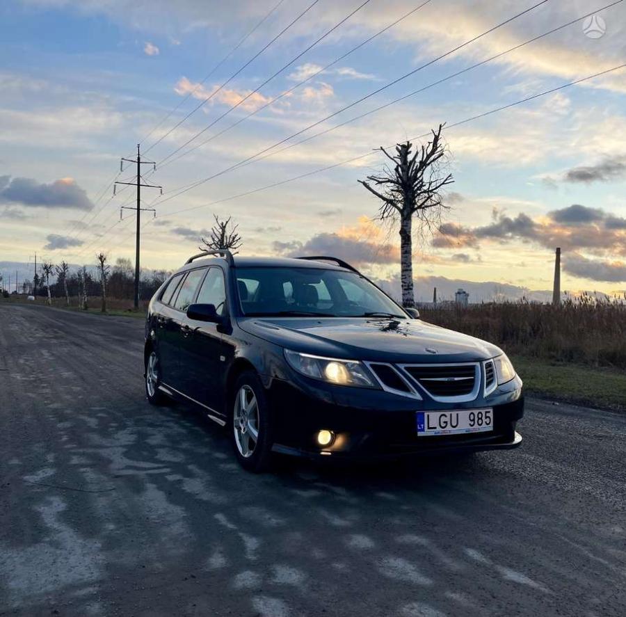 Black Saab 9-3 2008 in Kursenai, with an engine capacity of 1.90 L and mileage of 380 thousand km for 1950 €, photo 2 on AUTOMOTO.COM.LV
