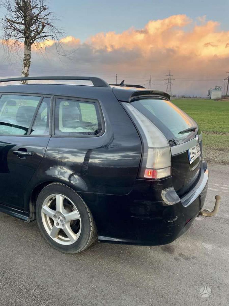 Black Saab 9-3 2008 in Kursenai, with an engine capacity of 1.90 L and mileage of 380 thousand km for 1950 €, photo 32 on AUTOMOTO.COM.LV