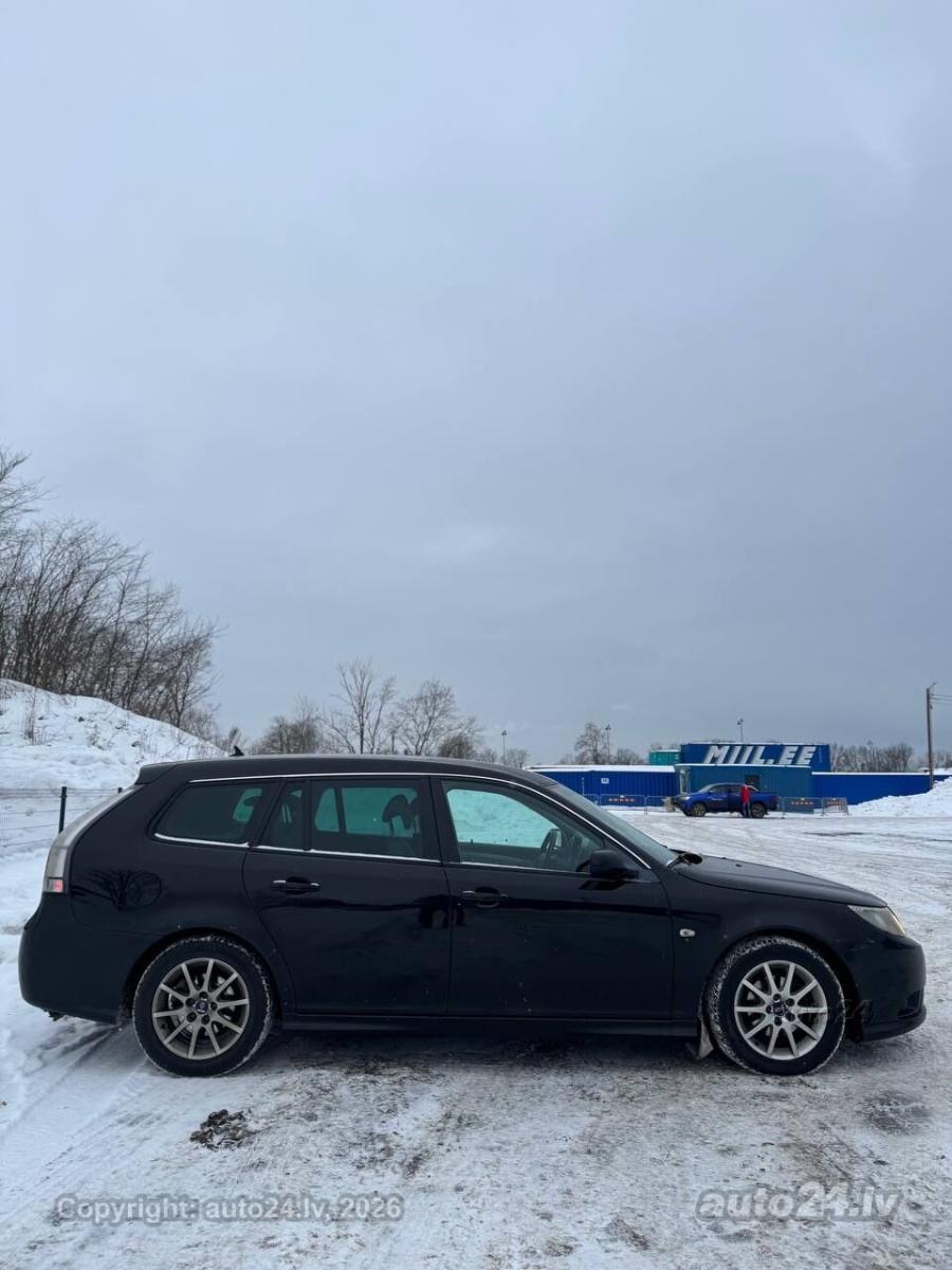 Black Saab 9-3 2008 in Tallinn, with an engine capacity of 1.90 L and mileage of 356 thousand km for 1399 €, photo 5 on AUTOMOTO.COM.LV