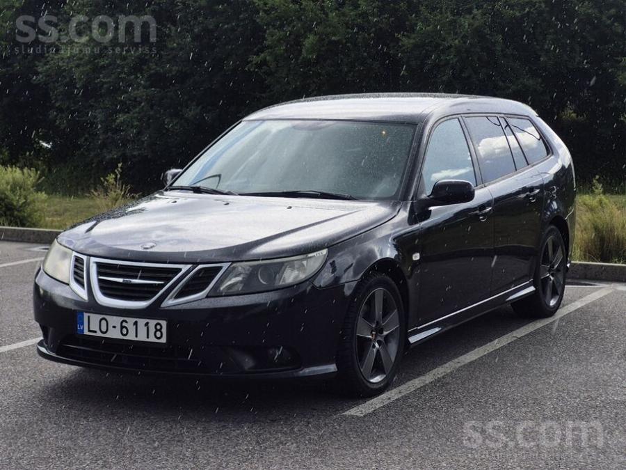 Melns Saab 9-3 2008 Rīga, ar dzinēja tilpumu 1.90 L un nobraukumu 390 tūkst. km par 1800 €, foto 3 vietnē AUTOMOTO.COM.LV