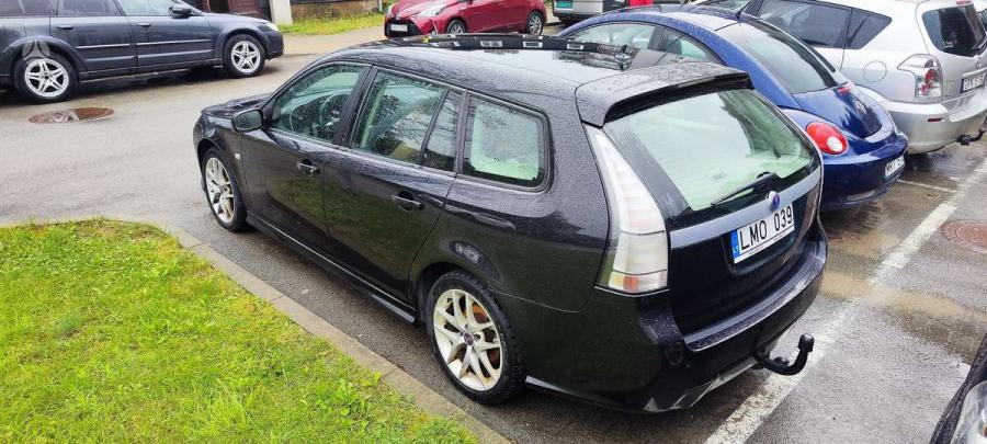 Black Saab 9-3 2008 in Alytus, with an engine capacity of 1.90 L and mileage of 329 thousand km for 1200 €, photo 4 on AUTOMOTO.COM.LV
