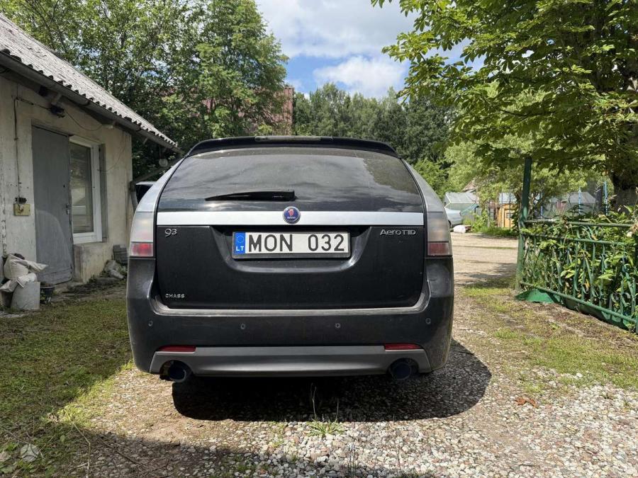 Black Saab 9-3 2008 in Taurage, with an engine capacity of 1.91 L and mileage of 295 thousand km for 1600 €, photo 4 on AUTOMOTO.COM.LV