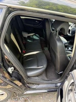 Black Saab 9-3 2008 in Taurage, with an engine capacity of 1.91 L and mileage of 295 thousand km for 1600 €, photo 8 on AUTOMOTO.COM.LV