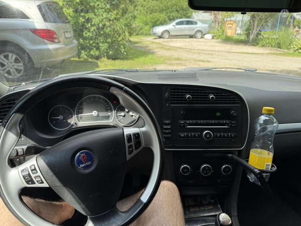 Black Saab 9-3 2008 in Taurage, with an engine capacity of 1.91 L and mileage of 295 thousand km for 1600 €, photo 8 on AUTOMOTO.COM.LV