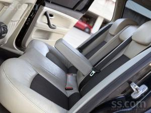 Черный Сааб 9-3 2008 в Рига, объемом двигателя 1.90 л и пробегом 363 тыс. км за 2500 €, фото 12 на AUTOMOTO.COM.LV