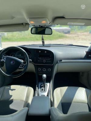 Black Saab 9-3 2008 in Vilnius, with an engine capacity of 1.91 L and mileage of 347 thousand km for 1750 €, photo 16 on AUTOMOTO.COM.LV