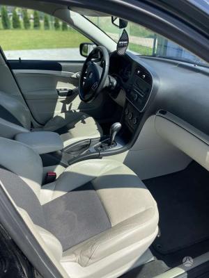 Black Saab 9-3 2008 in Vilnius, with an engine capacity of 1.91 L and mileage of 347 thousand km for 1750 €, photo 17 on AUTOMOTO.COM.LV