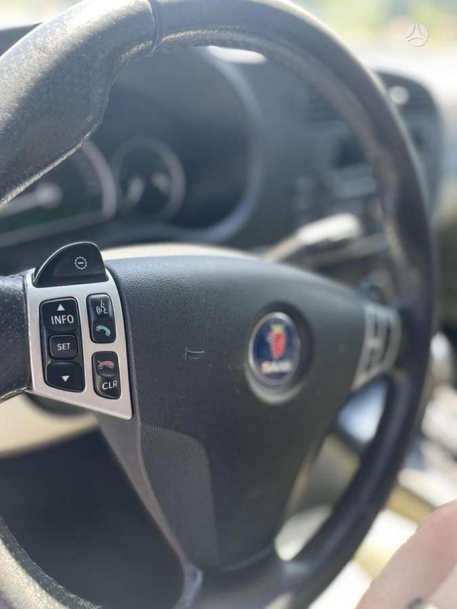 Black Saab 9-3 2008 in Vilnius, with an engine capacity of 1.91 L and mileage of 347 thousand km for 1750 €, photo 19 on AUTOMOTO.COM.LV