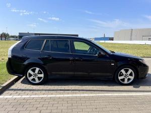 Black Saab 9-3 2009 in Kaunas, with an engine capacity of 1.91 L and mileage of 337 thousand km for 1100 €, photo 4 on AUTOMOTO.COM.LV