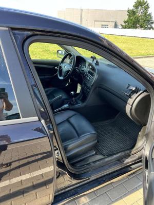 Black Saab 9-3 2009 in Kaunas, with an engine capacity of 1.91 L and mileage of 337 thousand km for 1100 €, photo 10 on AUTOMOTO.COM.LV