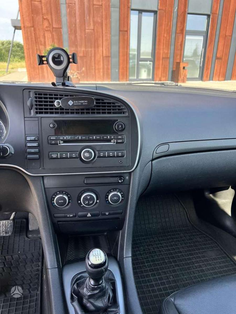 Black Saab 9-3 2009 in Kaunas, with an engine capacity of 1.91 L and mileage of 337 thousand km for 1100 €, photo 13 on AUTOMOTO.COM.LV