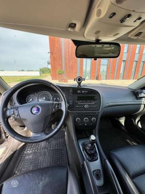 Black Saab 9-3 2009 in Kaunas, with an engine capacity of 1.91 L and mileage of 337 thousand km for 1100 €, photo 15 on AUTOMOTO.COM.LV