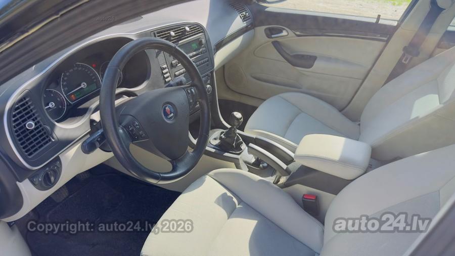 Black Saab 9-3 2009 in Parnu, with an engine capacity of 1.90 L and mileage of 267 thousand km for 3000 €, photo 9 on AUTOMOTO.COM.LV