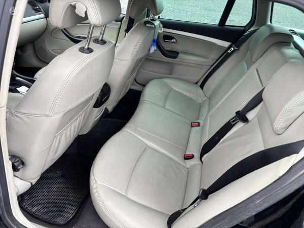 Black Saab 9-3 2009 in Riga, with an engine capacity of 1.91 L and mileage of 340 thousand km for 1950 €, photo 6 on AUTOMOTO.COM.LV