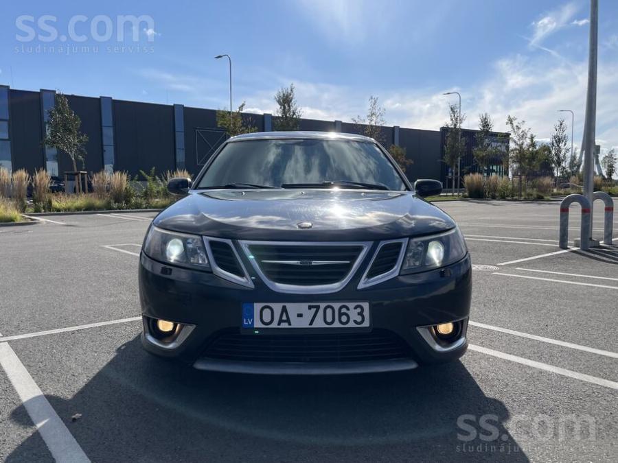 Black Saab 9-3 2009 in Riga, with an engine capacity of 1.90 L and mileage of 417 thousand km for 2750 €, photo 4 on AUTOMOTO.COM.LV