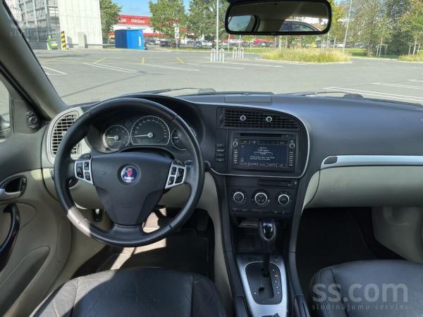 Черный Сааб 9-3 2009 в Рига, объемом двигателя 1.90 л и пробегом 417 тыс. км за 2750 €, фото 7 на AUTOMOTO.COM.LV