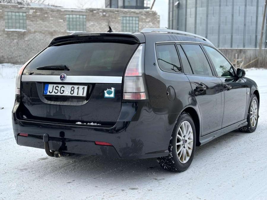Black Saab 9-3 2010 in Ukmerge, with an engine capacity of 1.91 L and mileage of 360 thousand km for 750 €, photo 6 on AUTOMOTO.COM.LV