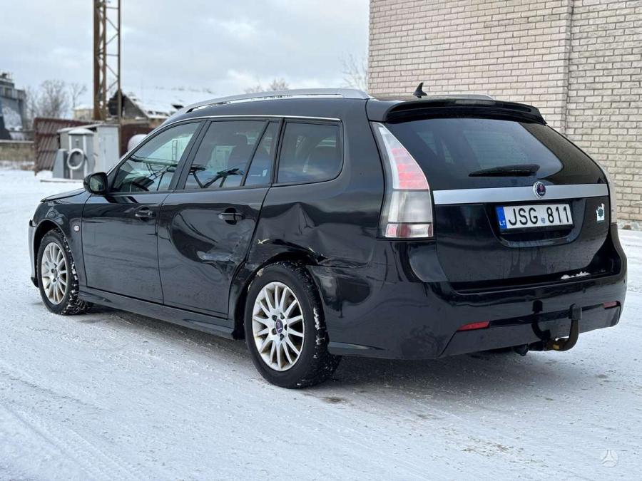 Black Saab 9-3 2010 in Ukmerge, with an engine capacity of 1.91 L and mileage of 360 thousand km for 750 €, photo 7 on AUTOMOTO.COM.LV