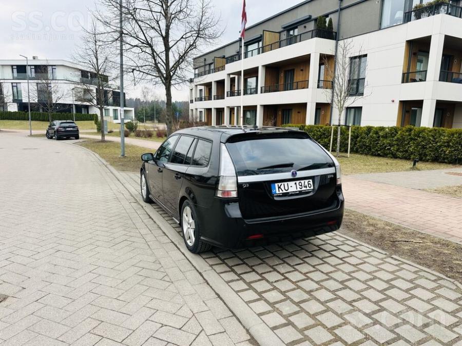 Melns Saab 9-3 2010 Rīga, ar dzinēja tilpumu 1.90 L un nobraukumu 243 tūkst. km par 2690 €, foto 6 vietnē AUTOMOTO.COM.LV