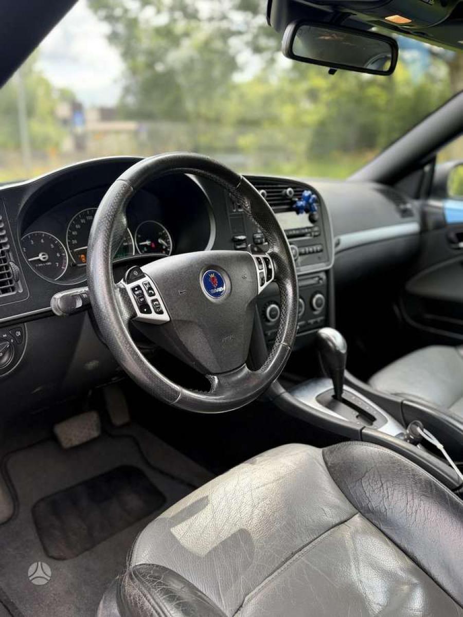 Zils Saab 9-3 2008 Viļņa, ar dzinēja tilpumu 2.00 L un nobraukumu 285 tūkst. km par 3750 €, foto 15 vietnē AUTOMOTO.COM.LV