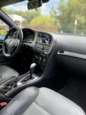 Zils Saab 9-3 2008 Viļņa, ar dzinēja tilpumu 2.00 L un nobraukumu 285 tūkst. km par 3750 €, foto 16 vietnē AUTOMOTO.COM.LV