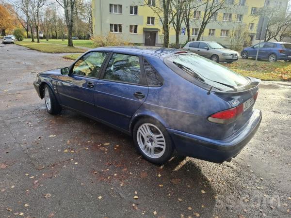 Blue Saab 9-3 1999 in Cesis, with an engine capacity of 2.00 L and mileage of 387 thousand km for 1500 €, photo 3 on AUTOMOTO.COM.LV