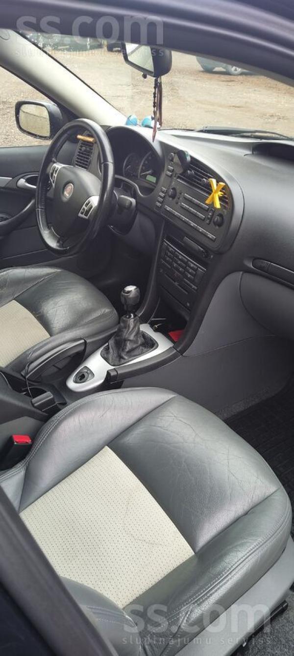 Zils Saab 9-3 2003 Jelgava, ar dzinēja tilpumu 2.20 L un nobraukumu 295 tūkst. km par 1750 €, foto 9 vietnē AUTOMOTO.COM.LV