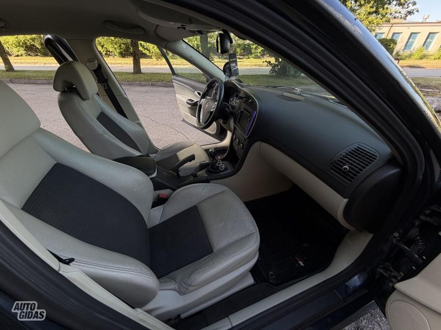 Blue Saab 9-3 2008 in Siauliai, with an engine capacity of 1.90 L and mileage of 441 thousand km for 1850 €, photo 14 on AUTOMOTO.COM.LV