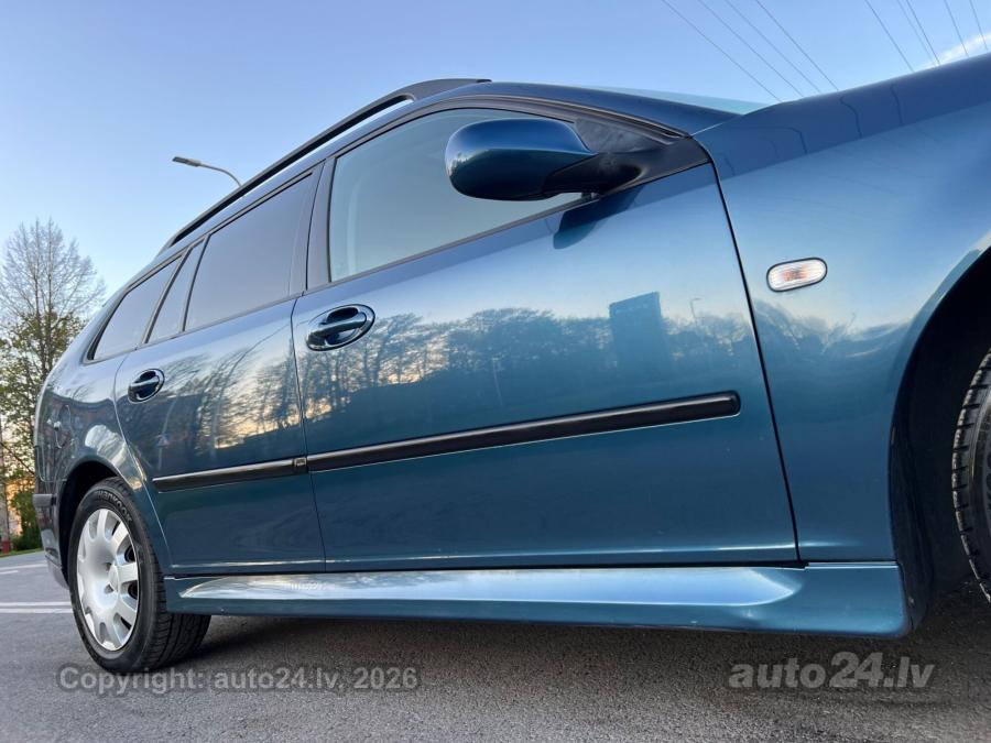 Zils Saab 9-3 2005 Narva, ar dzinēja tilpumu 1.90 L un nobraukumu 266 tūkst. km par 1999 €, foto 14 vietnē AUTOMOTO.COM.LV